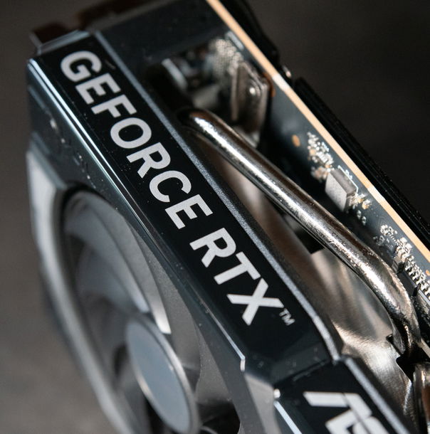 Samsung Galaxy Book4 Edge, potente notebook AI ora a MENO DI 840 ...