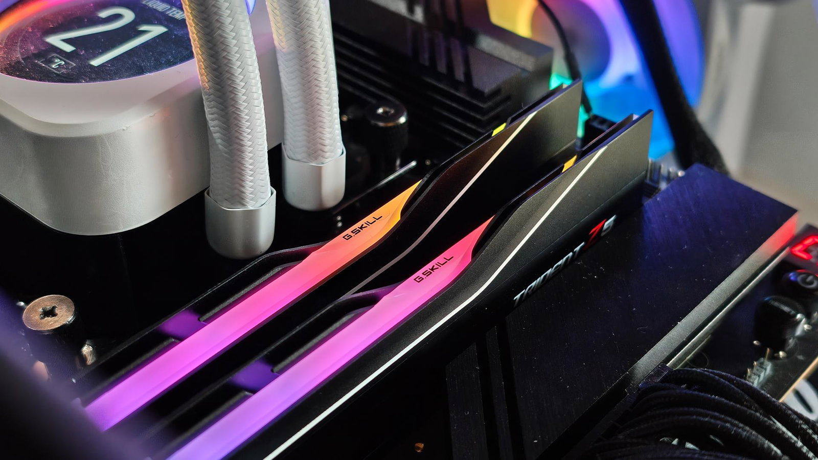 G.SKILL Trident Z5 Neo RGB DDR5-6000 CL26, latenze bassissime per AM5 ...