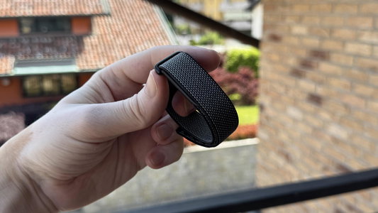 Apple AirPods Pro 3 a 219€: ANC e cardio già in sconto - Tom's Hardware