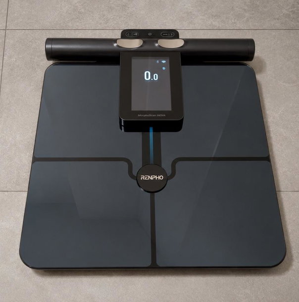 Hurom CP50: succhi di frutta freschi e professionali a portata di ...