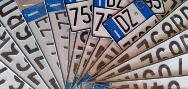 Targa auto, misure e assegnazioni - Tom's Hardware