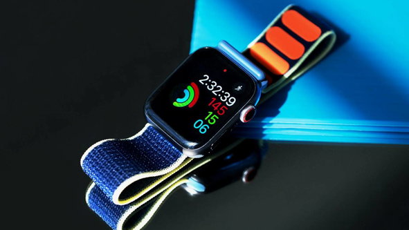 Apple Watch Series 6 e tanti articoli hi-tech in forte sconto su eBay ...