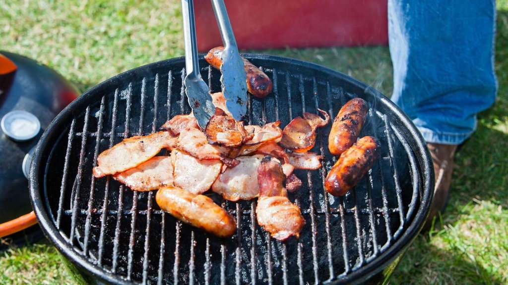 Un regalo perfetto per il papà? Un Barbecue! E su ManoMano sono ...